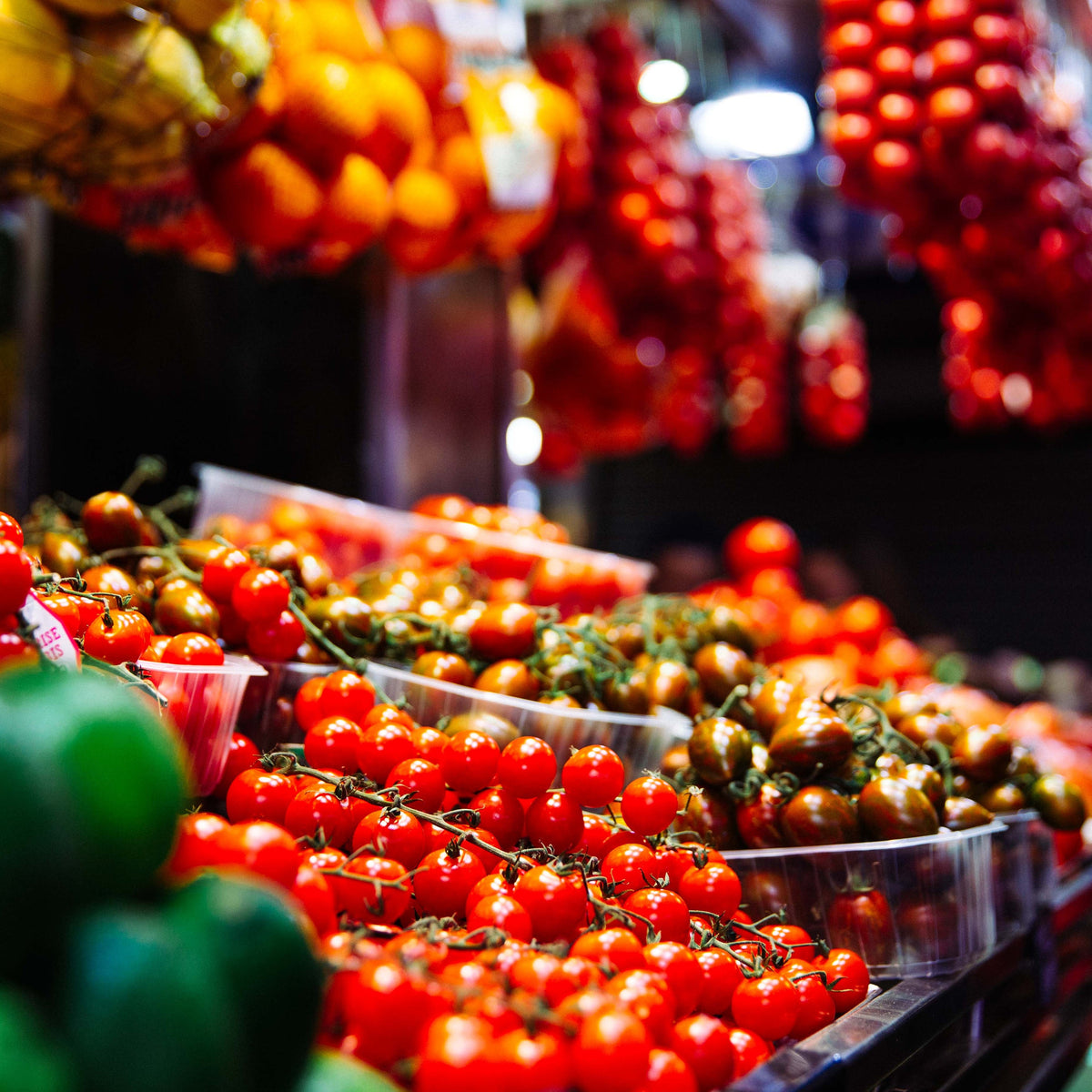 Discover the valuable Role of Tomatoes in a Balanced Diet. – FreshBox ...